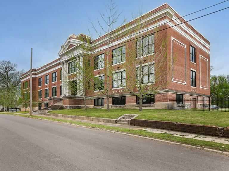 217 E Deaderick St - Rentals and Renovations