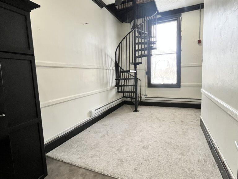 217 E Deaderick St - Rentals and Renovations